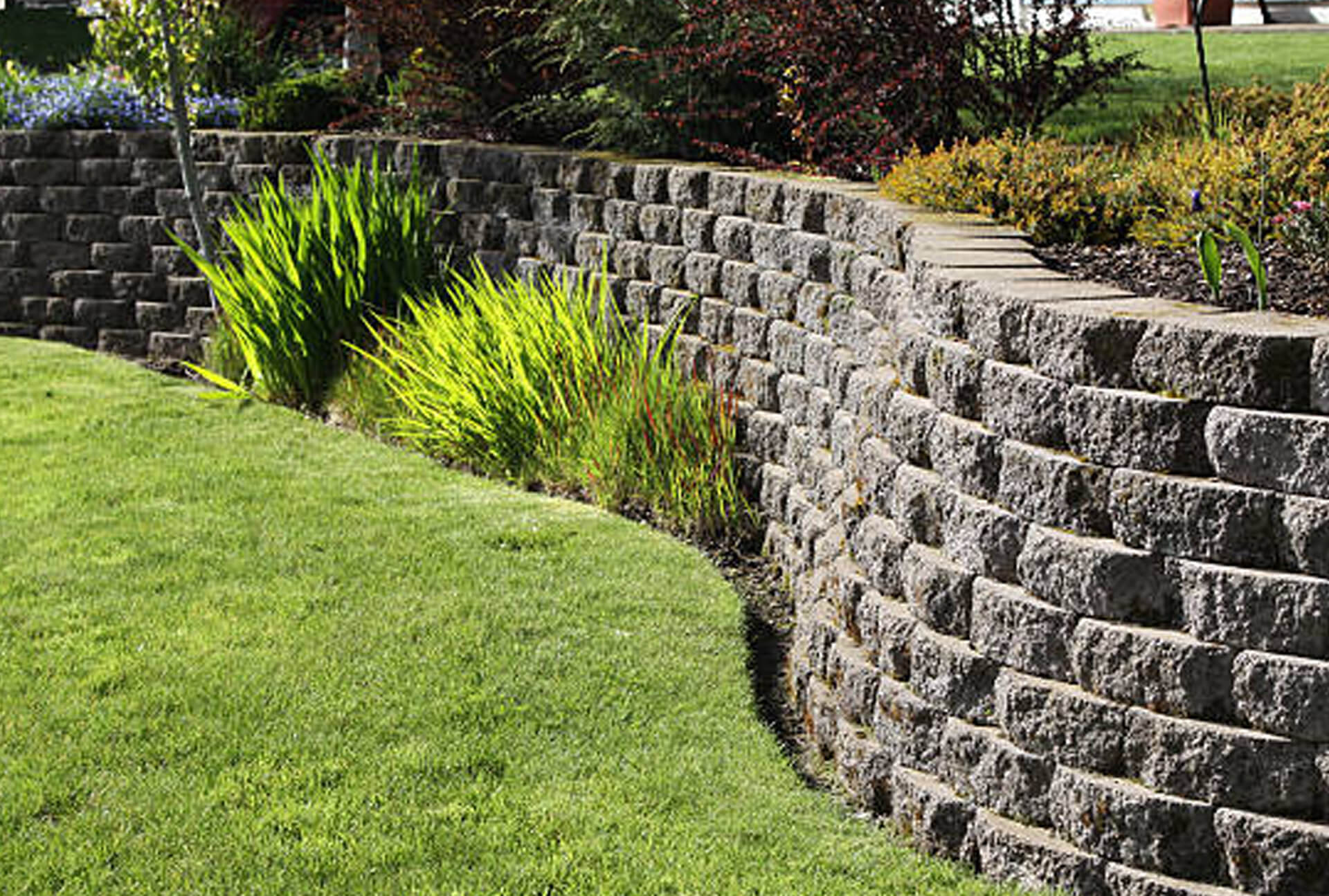 Retaining Walls - Liberty Masonry Concrete Stone & Brick Pavers Installers